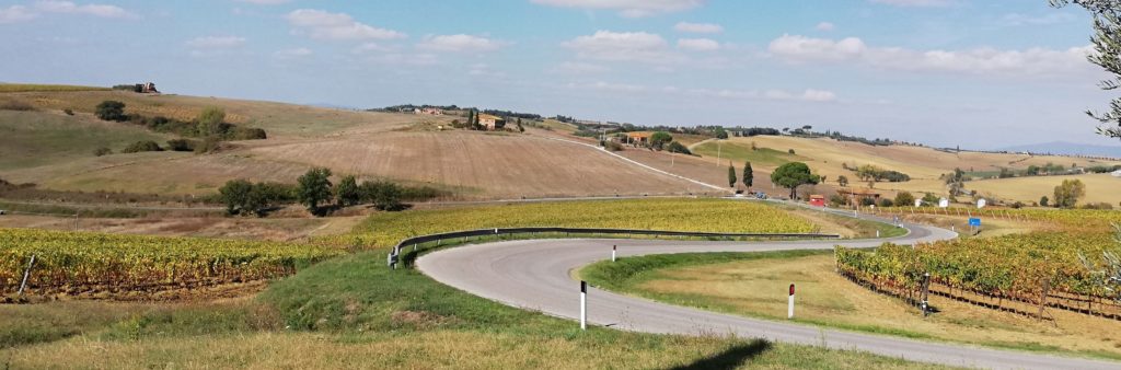 The surroundings of Villa La Valiana - Discover Tuscany